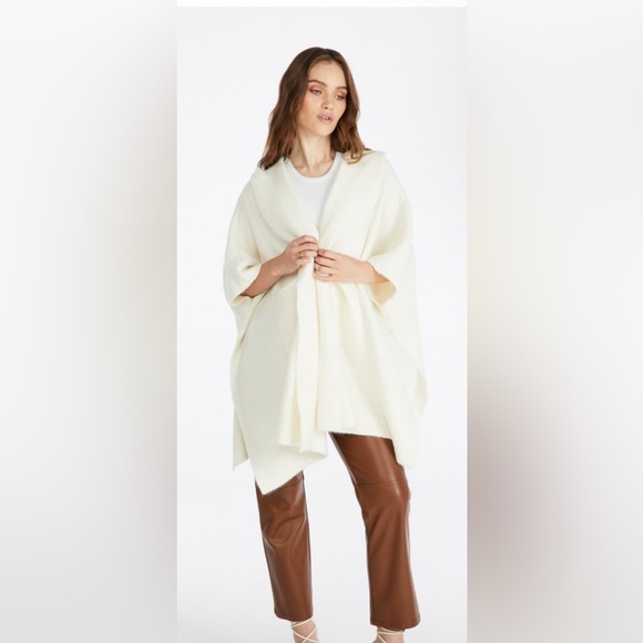 JustFab | Sweaters | Cozy Hooded Ruana | Poshmark